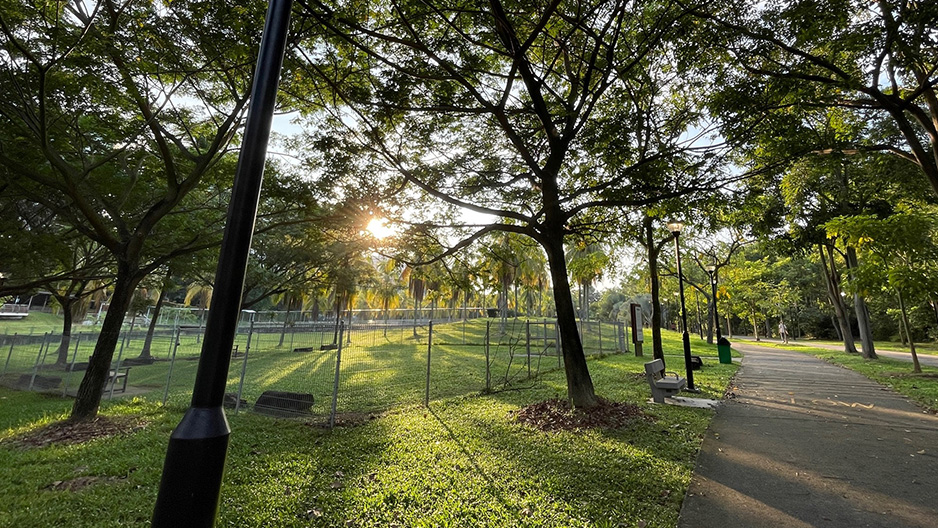 Bedok Town Park File:Bedok Reservoir Park 15 05 2024(28).jpg
